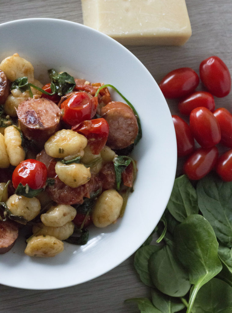 One Pan Tomato Basil Gnocchi with chicken sausage on www.lexeats.com ...